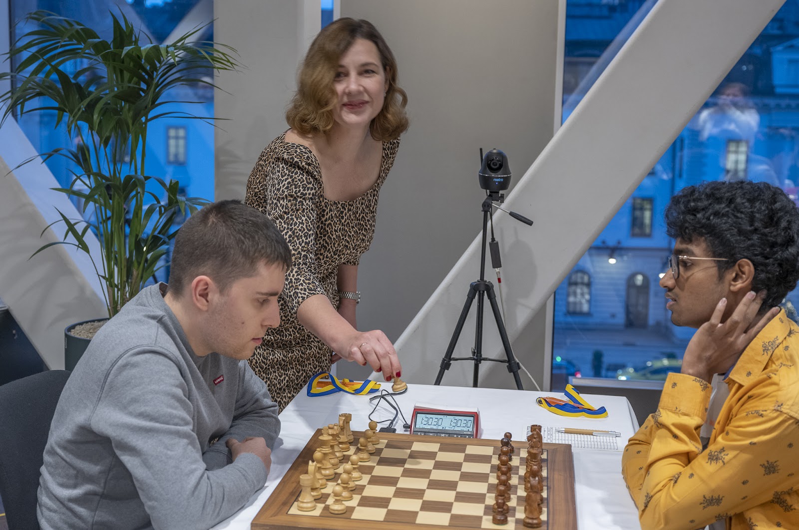 Hårt i toppen efter fyra ronder - Sveriges Schackförbund