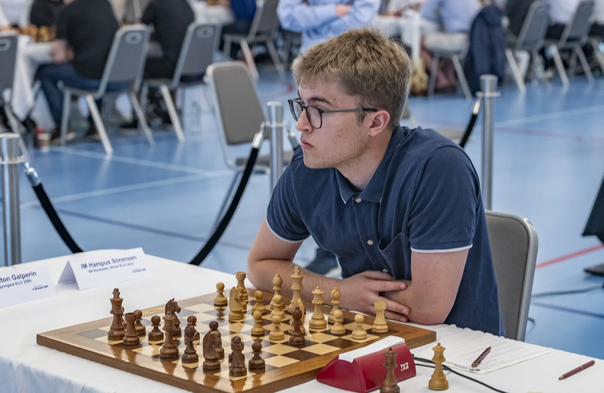 Ledarskifte: Hampus Sörensen ensam i topp - Sveriges Schackförbund